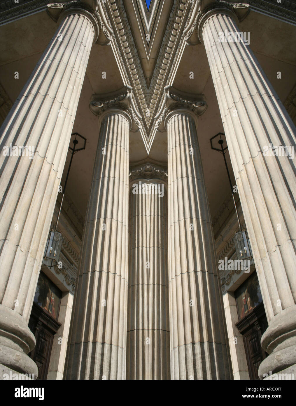 close-up of classical columns Stock Photo - Alamy