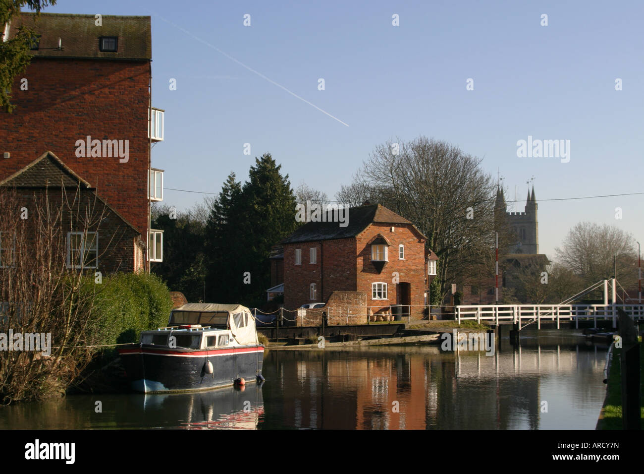 Granary Mill on the Kennet and Avon Canal at Newbury Wharf in Berkshire ...