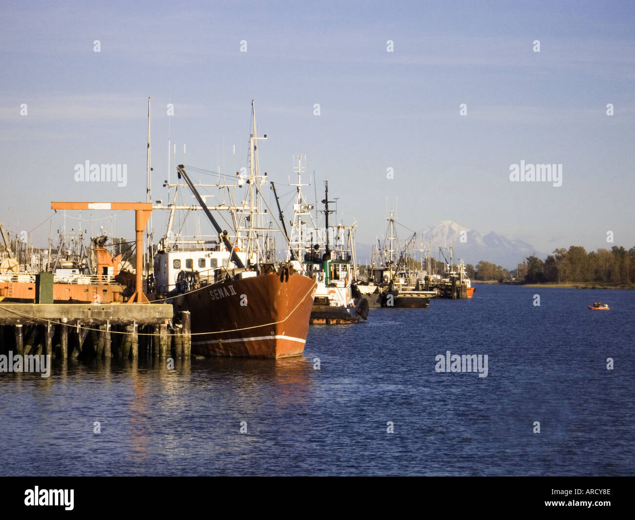 Lulu mountain hi-res stock photography and images - Alamy