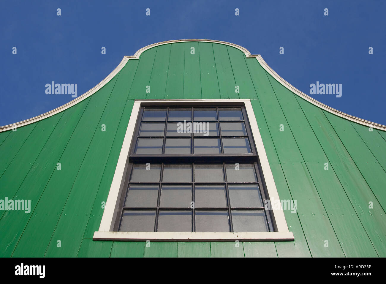 Traditional dutch green painted house hi-res stock photography and ...