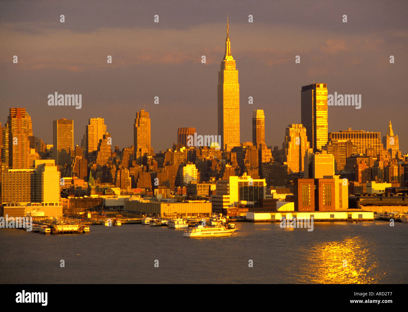 New York Golden Skyline Stock Photo - Alamy