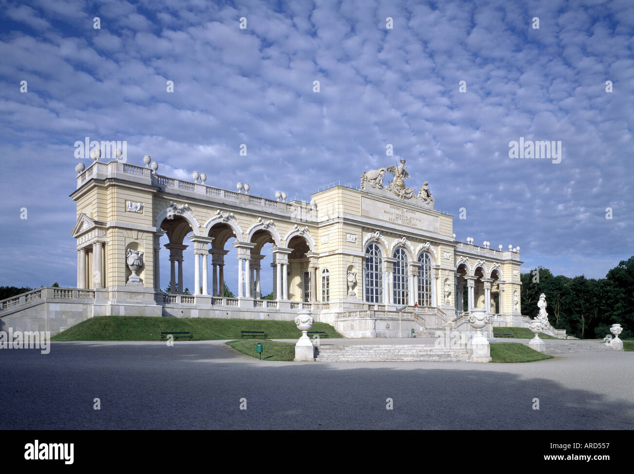 Gloriette im schlosspark hi-res stock photography and images - Alamy