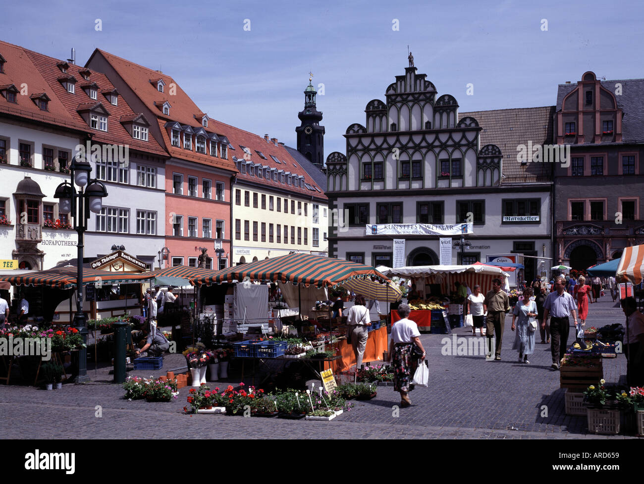 Weimar, Marktplatz mit Rathaus Stock Photo - Alamy