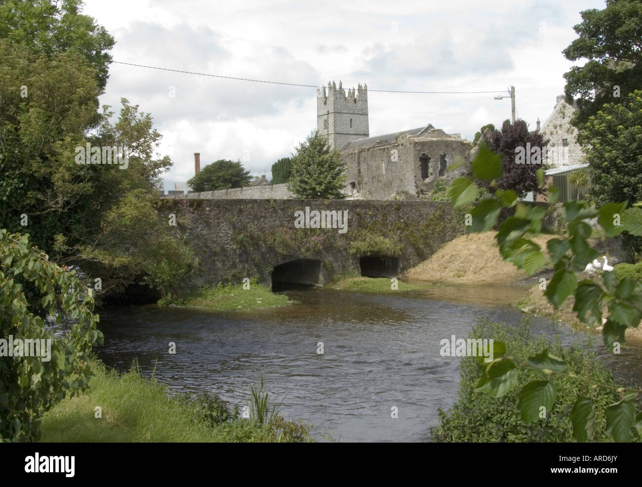 Watergate and bridge hi-res stock photography and images - Alamy