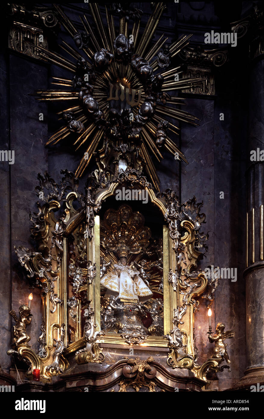 Prag, St. Maria de Victoria, """Prager Jesulein Stock Photo - Alamy