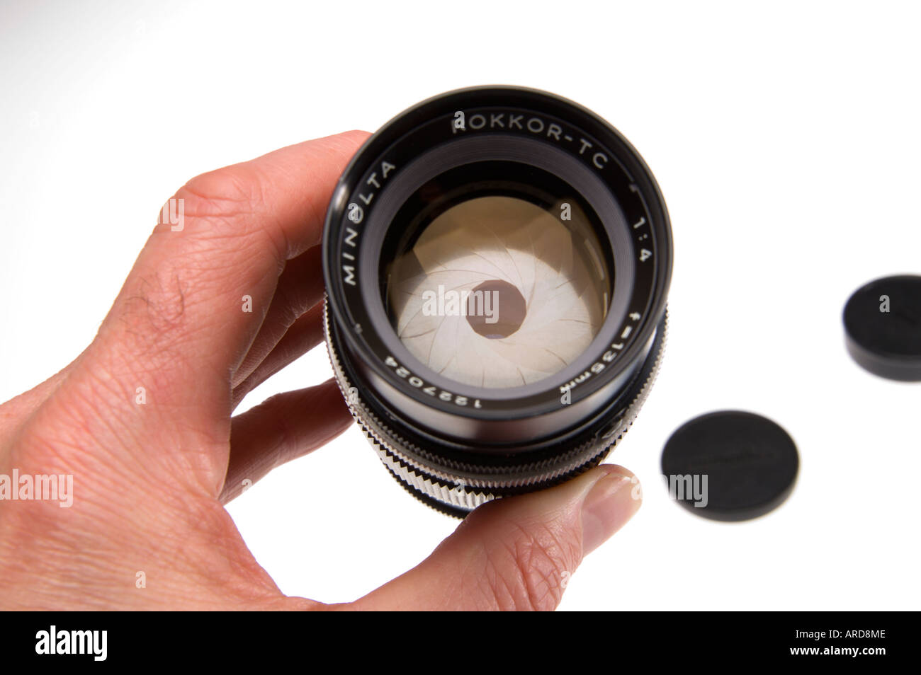 Photographic equipment iris diaphragm shown in 1960s telephoto lens to ...