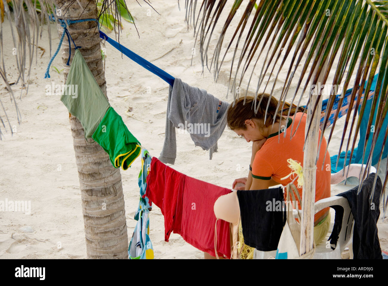 Clothes line washing makeshift hi-res stock photography and images - Alamy
