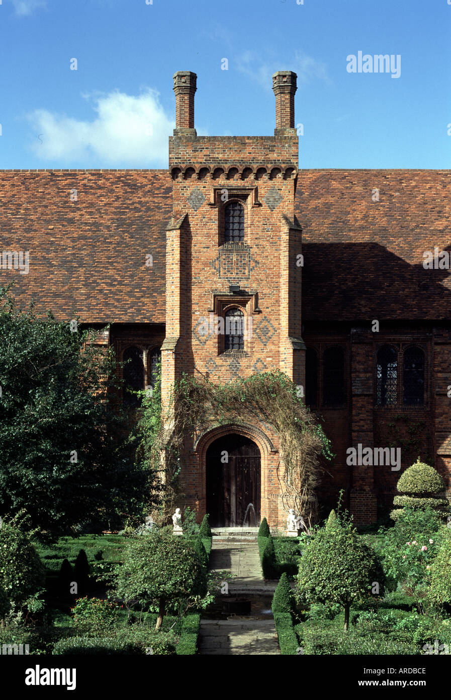 Hatfield Old Palace High Resolution Stock Photography and Images - Alamy