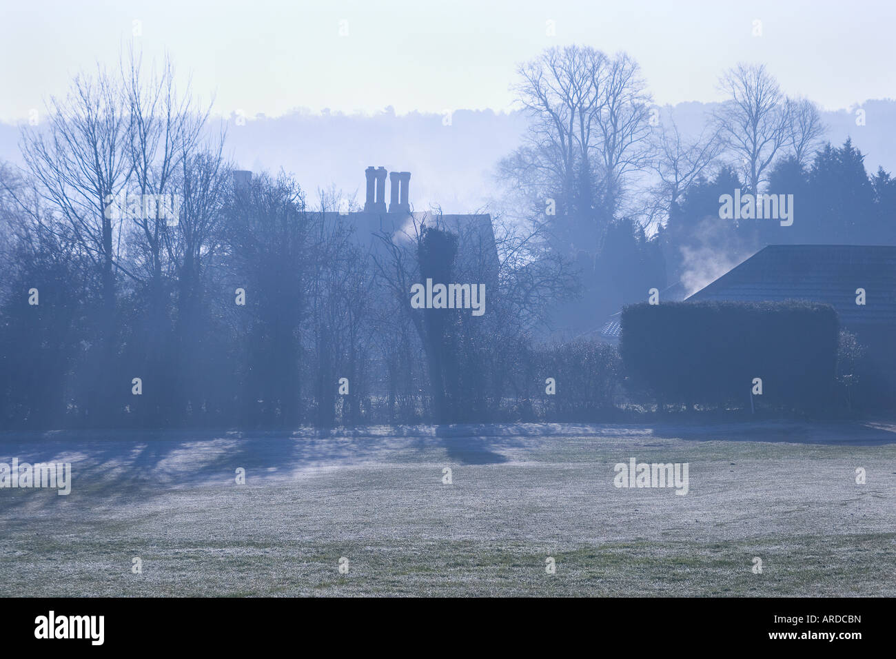 dawn mist in Croydon Stock Photo - Alamy