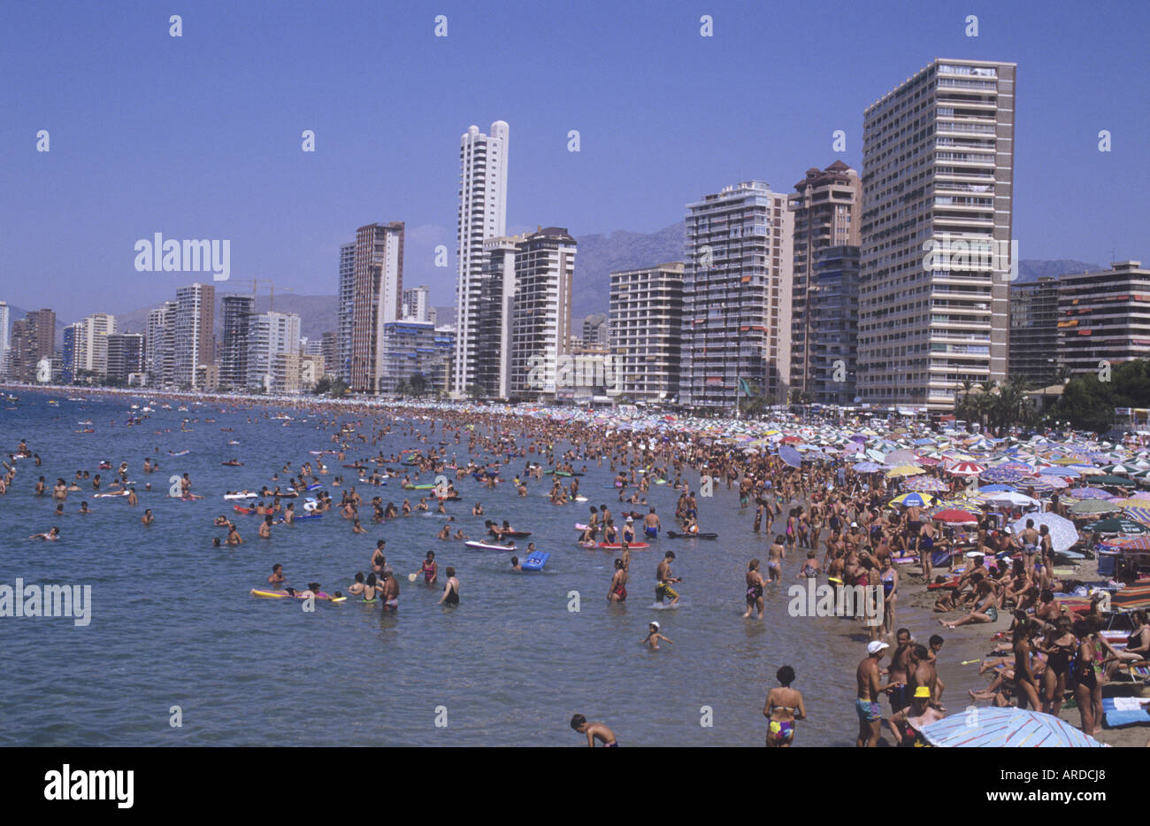 Crowded beach benidorm hi-res stock photography and images - Alamy