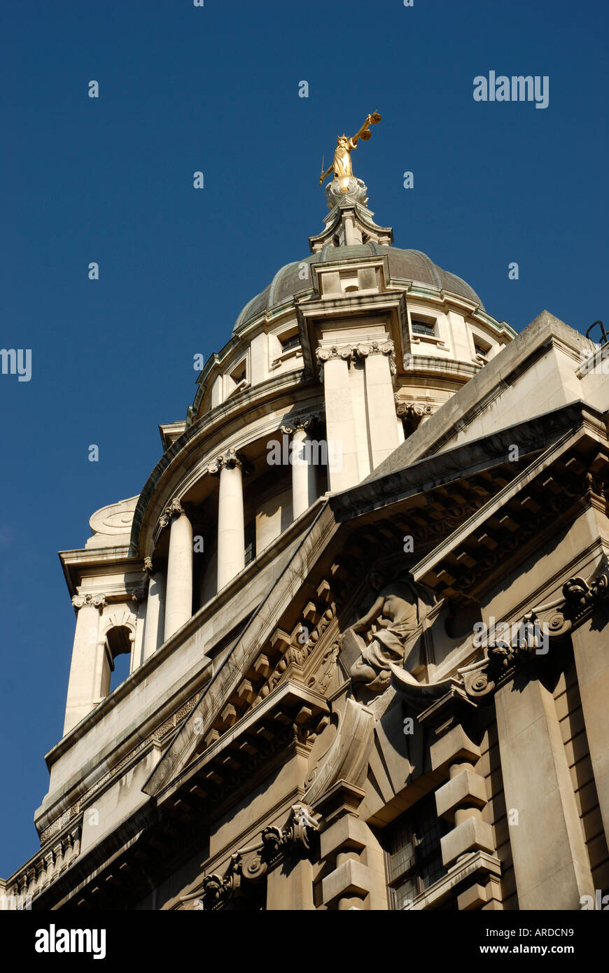 The Old Bailey Central Criminal Court with the Scales of Justice on the ...