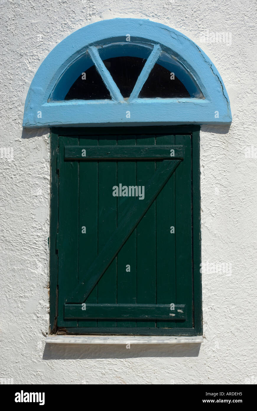 Curved glass frame hi-res stock photography and images - Alamy