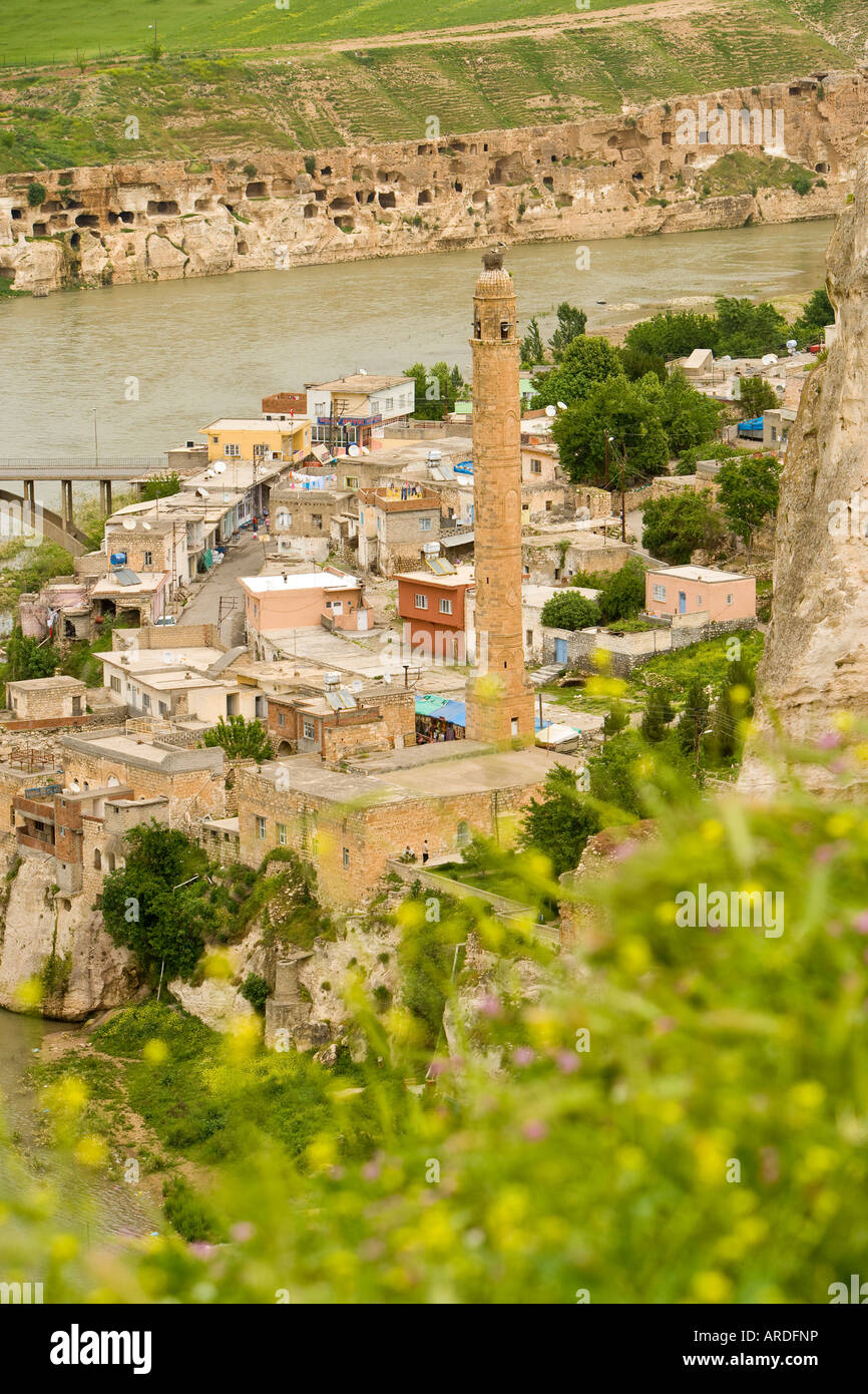 Hasankeyf on the Tigris River Batman Turkey Stock Photo - Alamy
