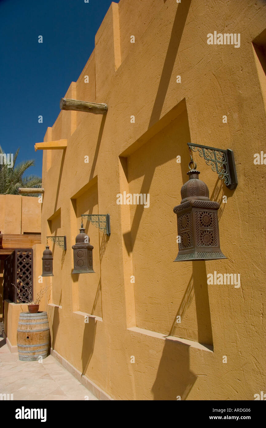 Arabian Architecture - Souk Madinat Jumeirah - Dubai Stock Photo - Alamy