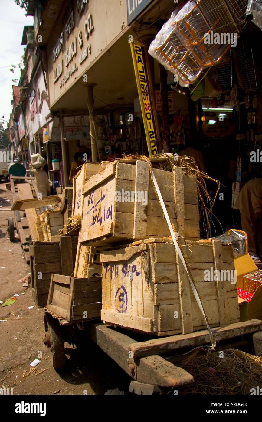Service Delivery - Mumbai India Stock Photo - Alamy