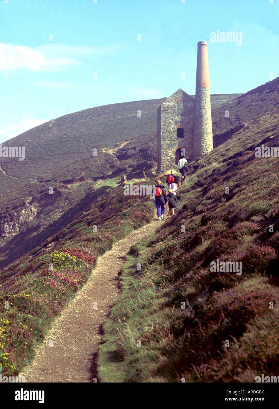 September 1999: Cornish Coastal Path, Clifftop walkers, Old mine ...