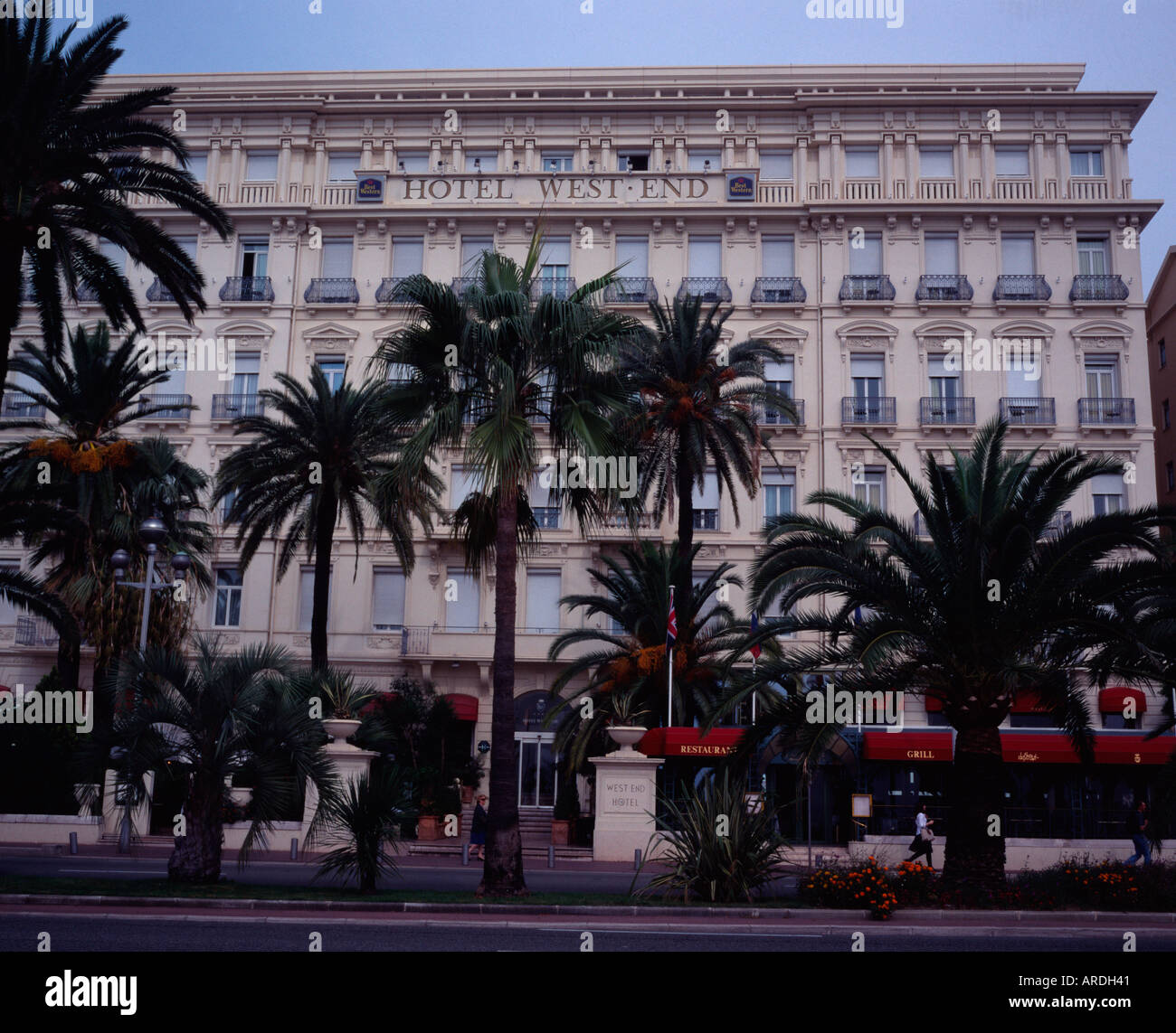 Hotel along promenade des hi-res stock photography and images - Alamy