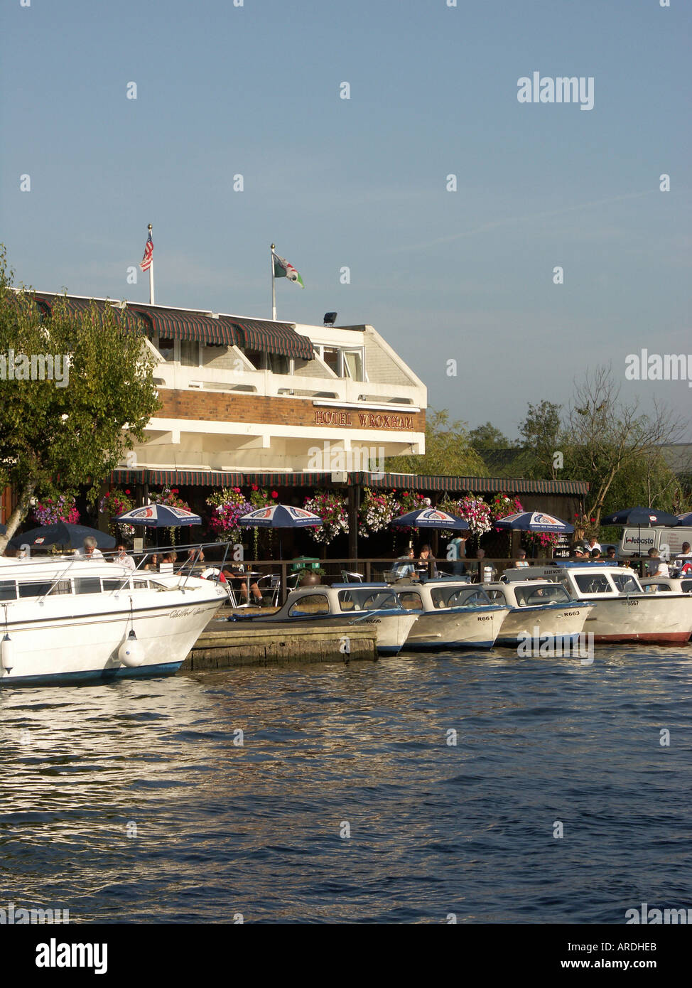 Norfolk Broads, River Bure at Wroxham, Norfolk Stock Photo - Alamy