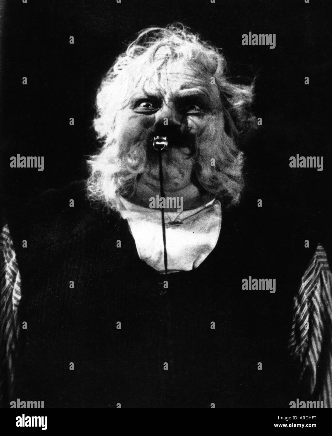 German cinema 1930s Black and White Stock Photos & Images - Alamy