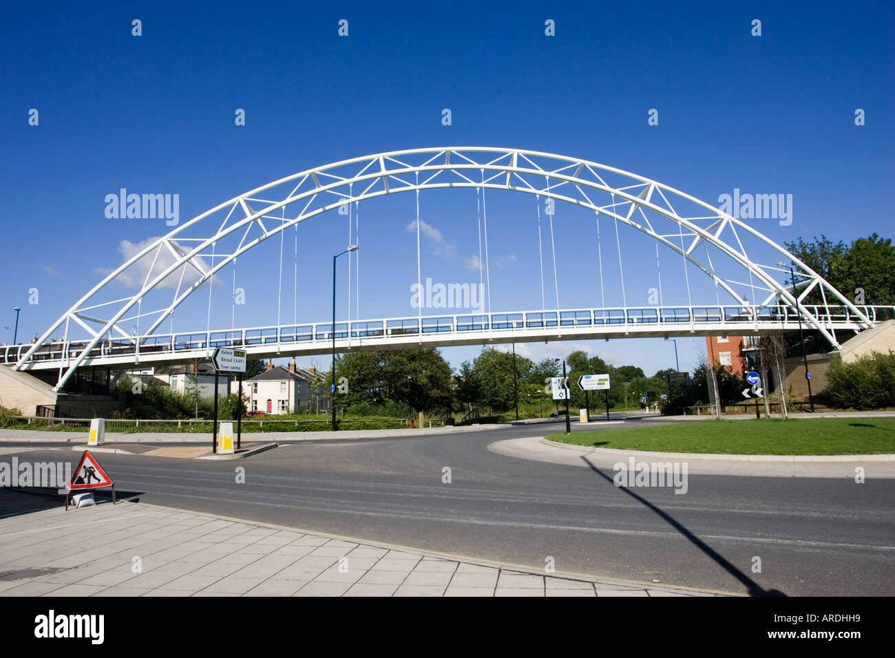 50m steel white arched footbridge carrying cycle track near Waitrose ...