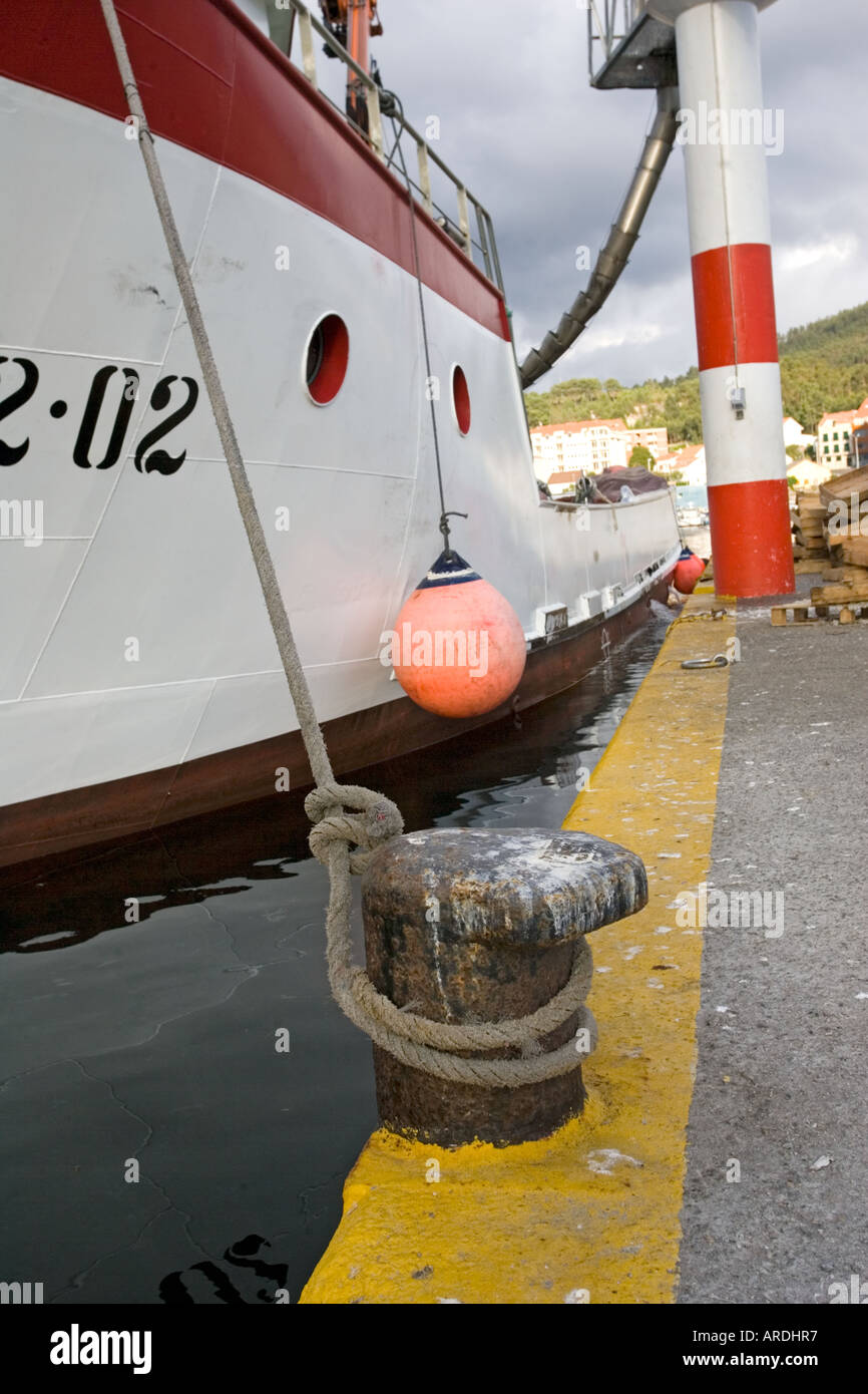 Taut Rope Stock Photos & Taut Rope Stock Images - Alamy
