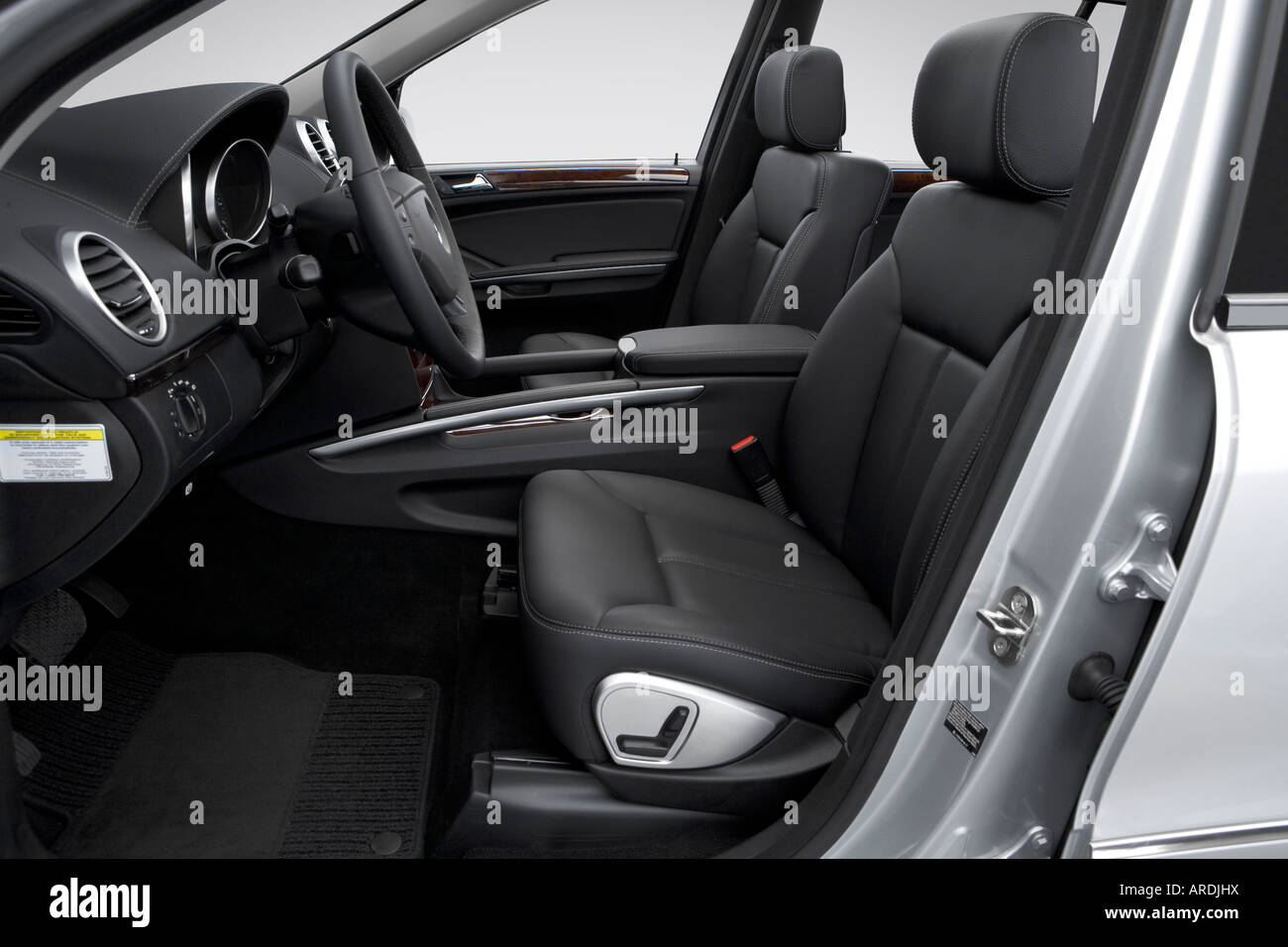 Mercedes suv gl hi-res stock photography and images - Alamy