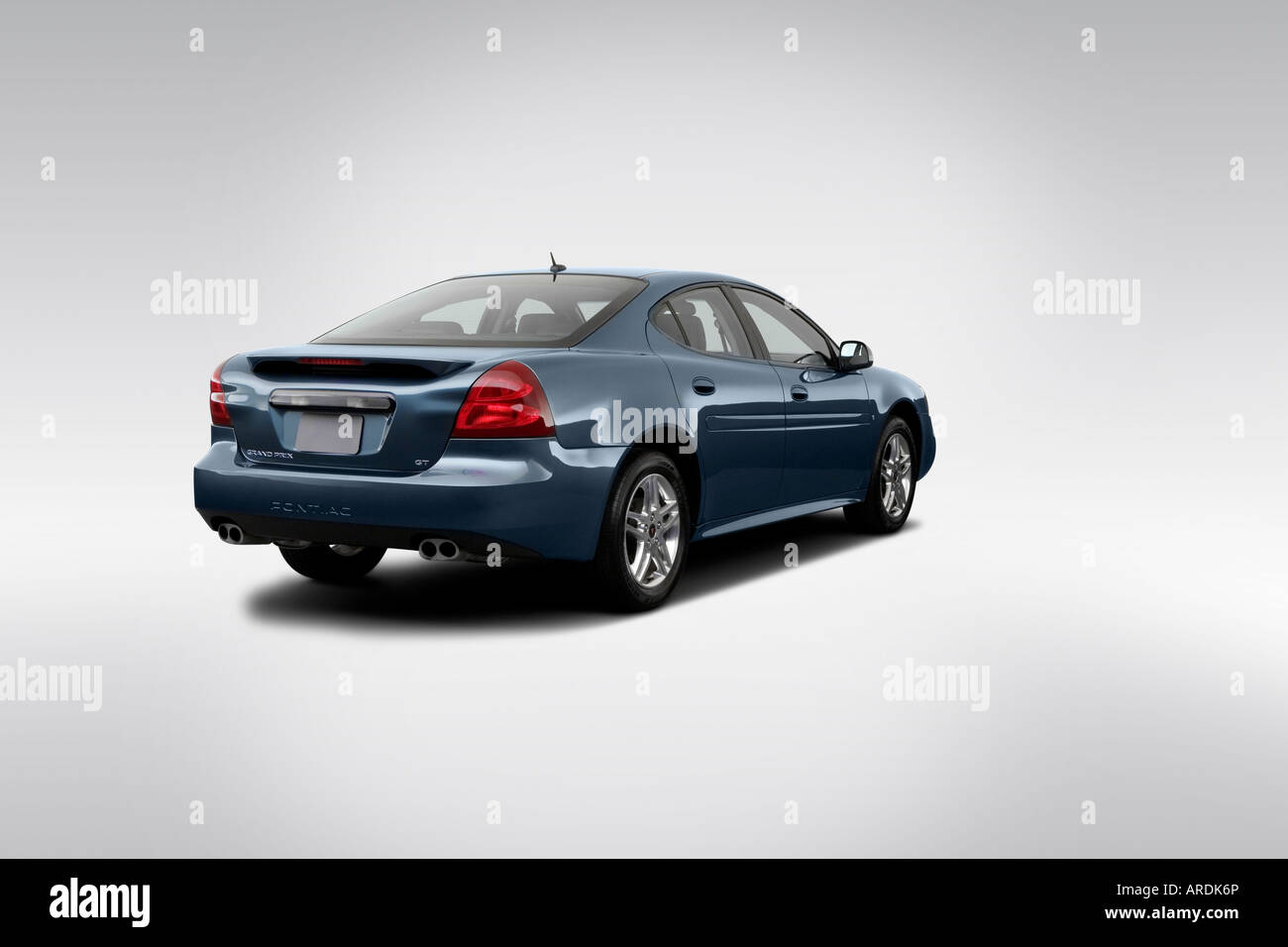 2007 Pontiac Grand Prix GT in Gray - Rear angle view Stock Photo - Alamy