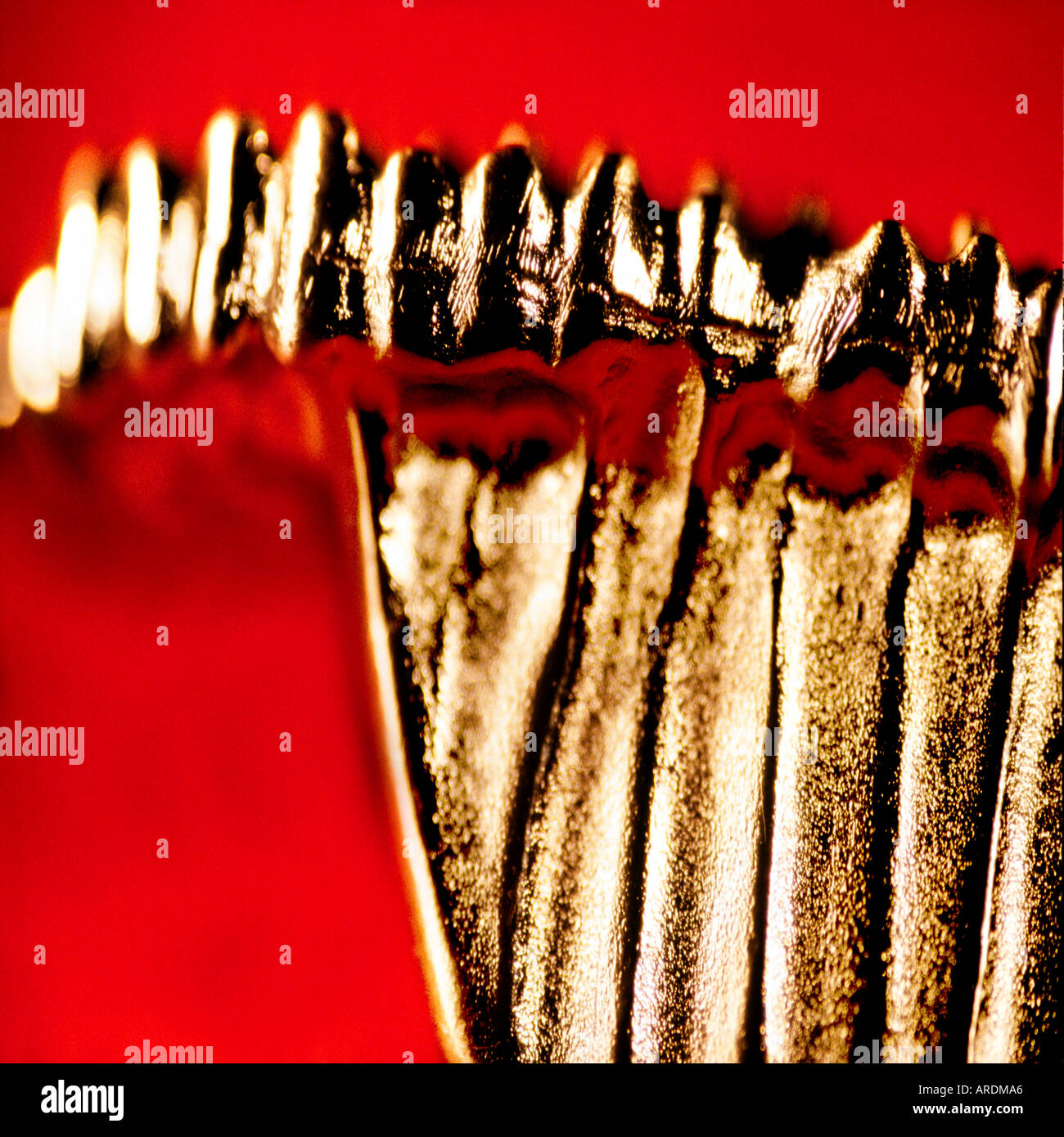 Metal shape hi-res stock photography and images - Alamy