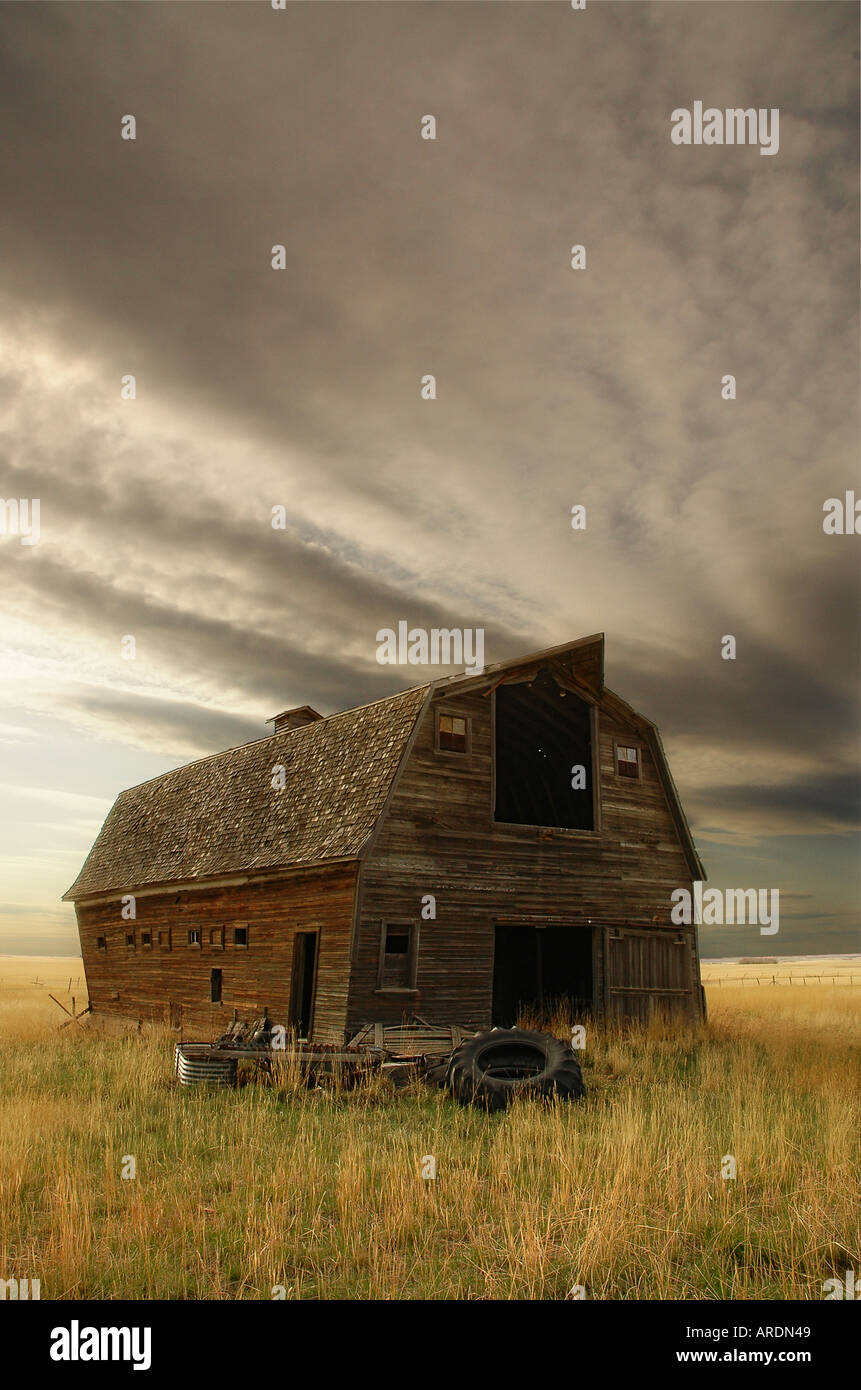 An abandoned barn leans precariously near collapse in Southern Alberta ...