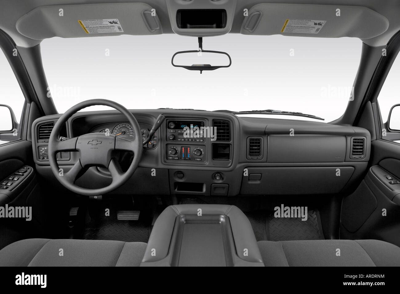 2007 Chevrolet Silverado Classic 1500 LS in Gray - Dashboard, center ...