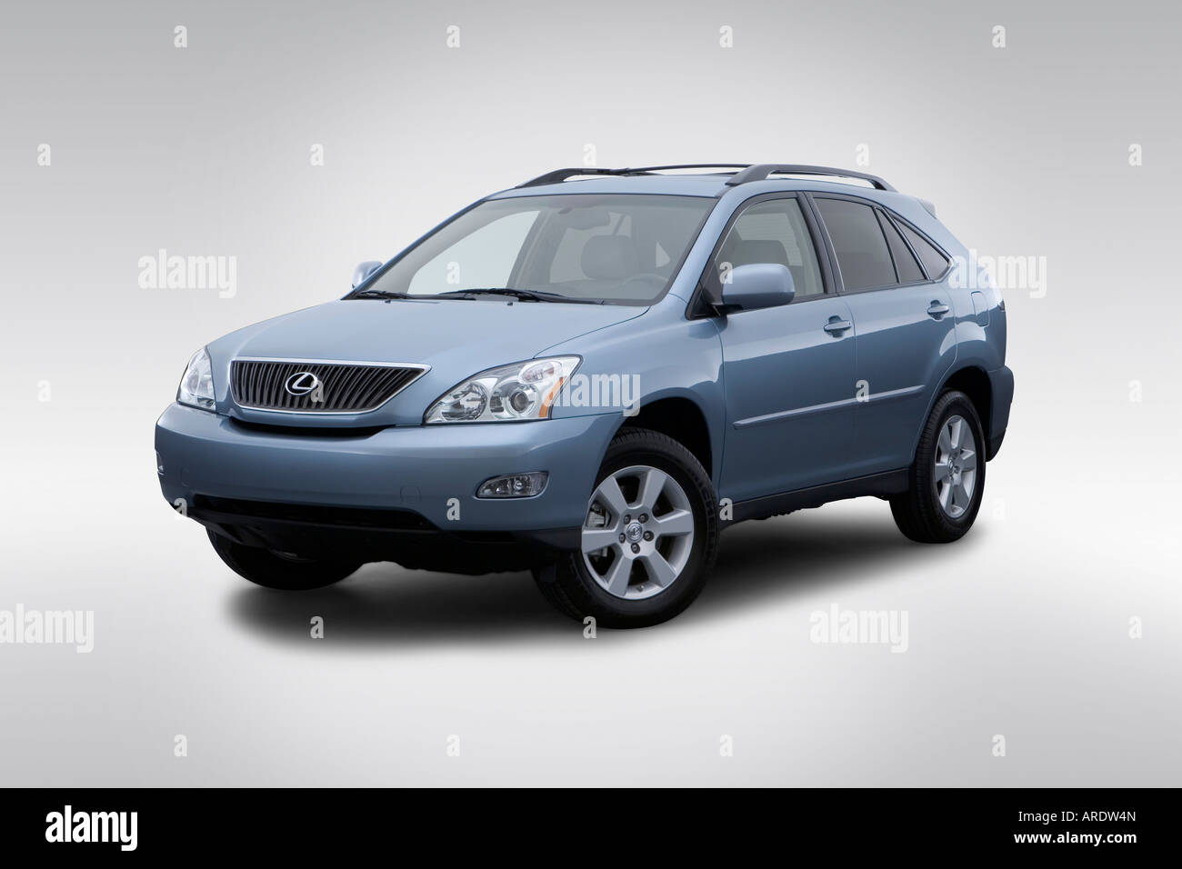 2007 Lexus RX 350 in Blue - Front angle view Stock Photo - Alamy