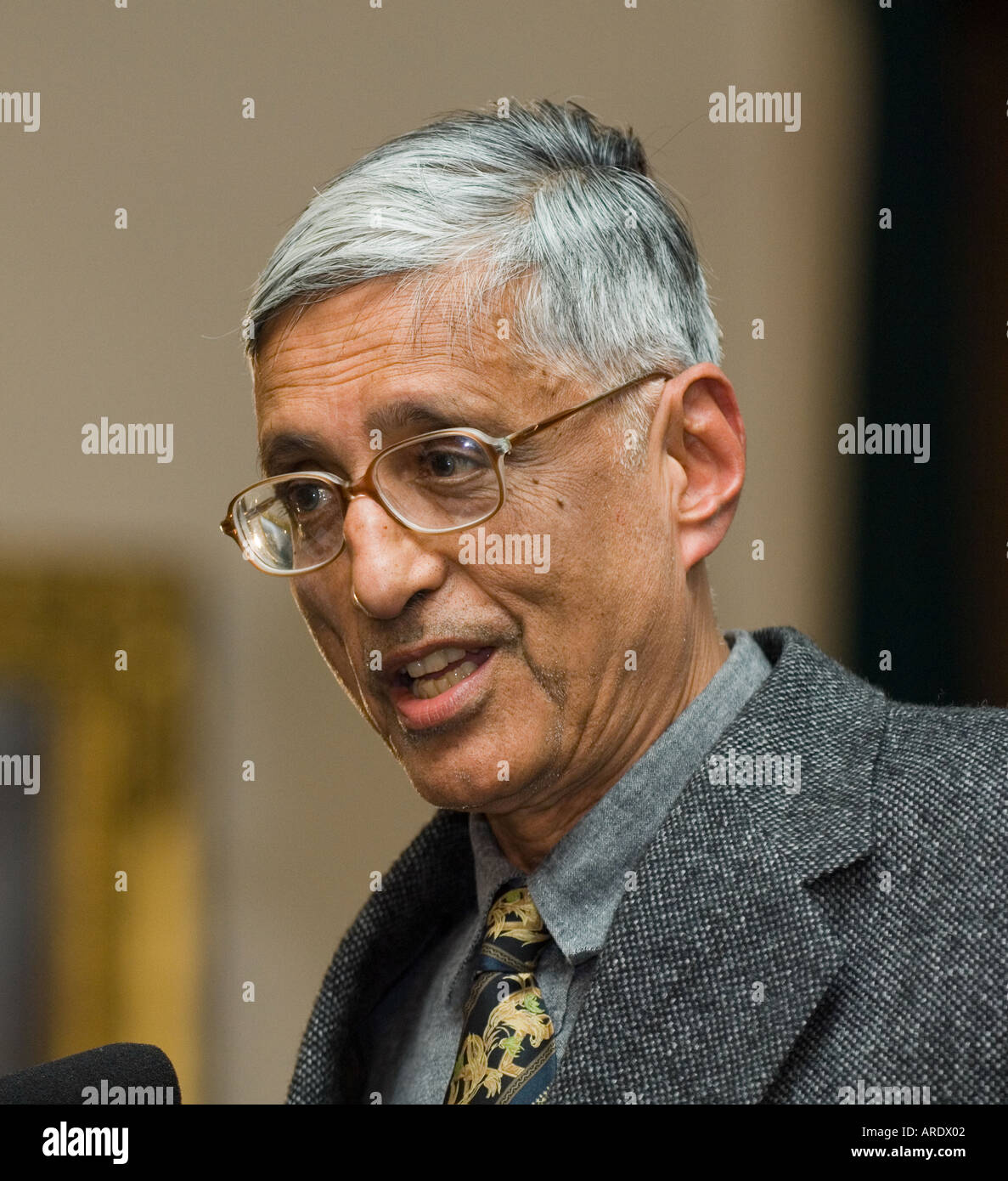 Rajmohan hi-res stock photography and images - Alamy