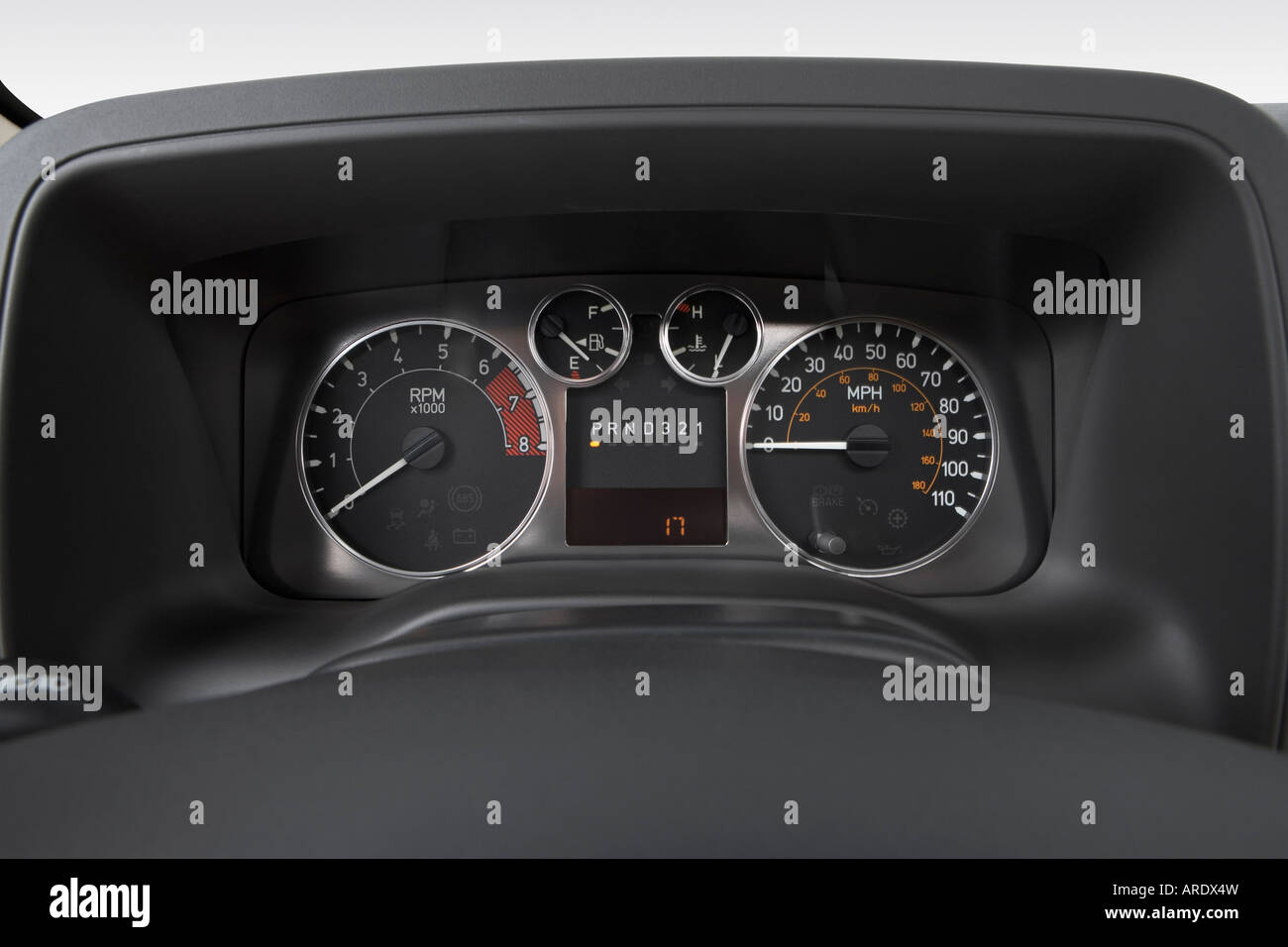 2007 Hummer H3 x in Blue - Speedometer/tachometer Stock Photo - Alamy