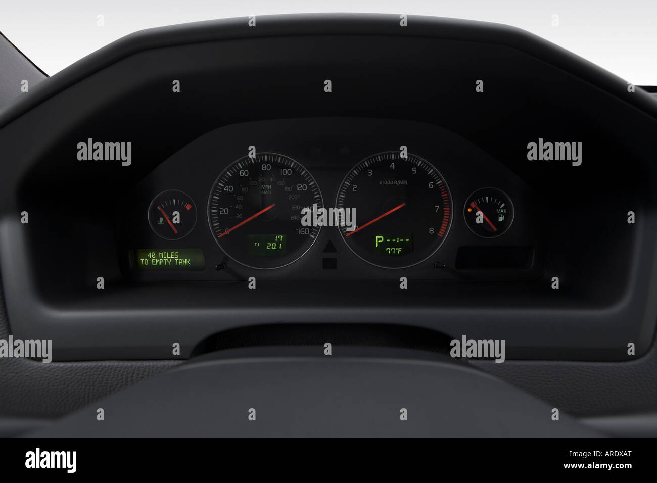 2007 Volvo V70 2.5T in Silver - Speedometer/tachometer Stock Photo - Alamy