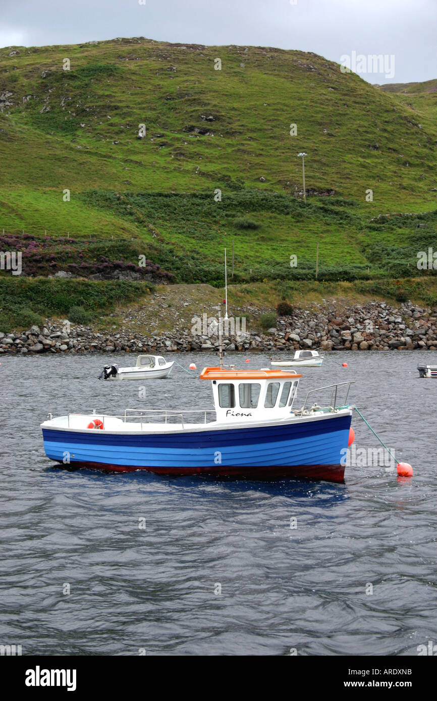 Teelin harbour hi-res stock photography and images - Alamy