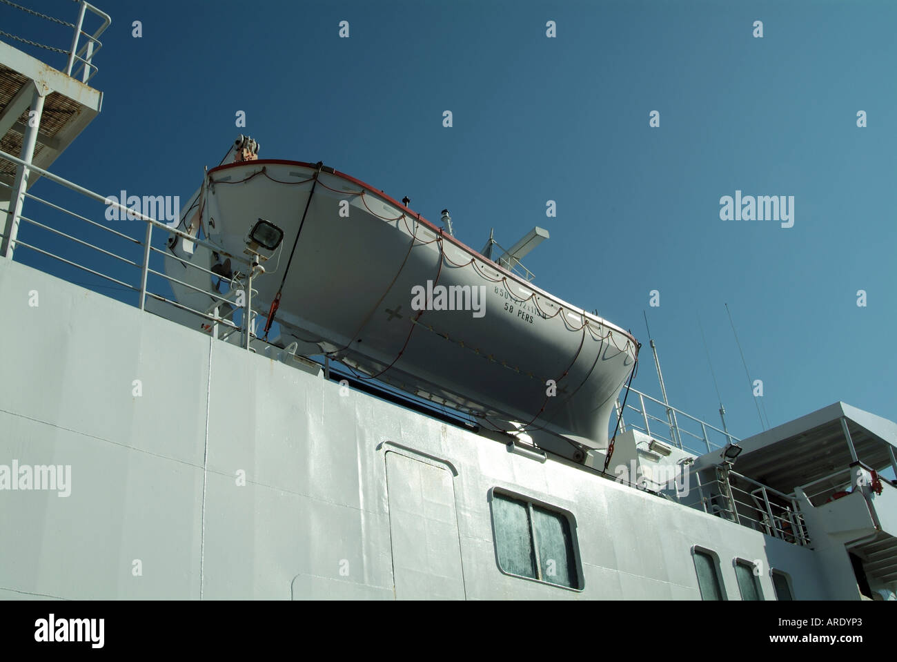 Lifeboat, liferaft, raft, life, boat, sinking, ship, sink, emergency ...