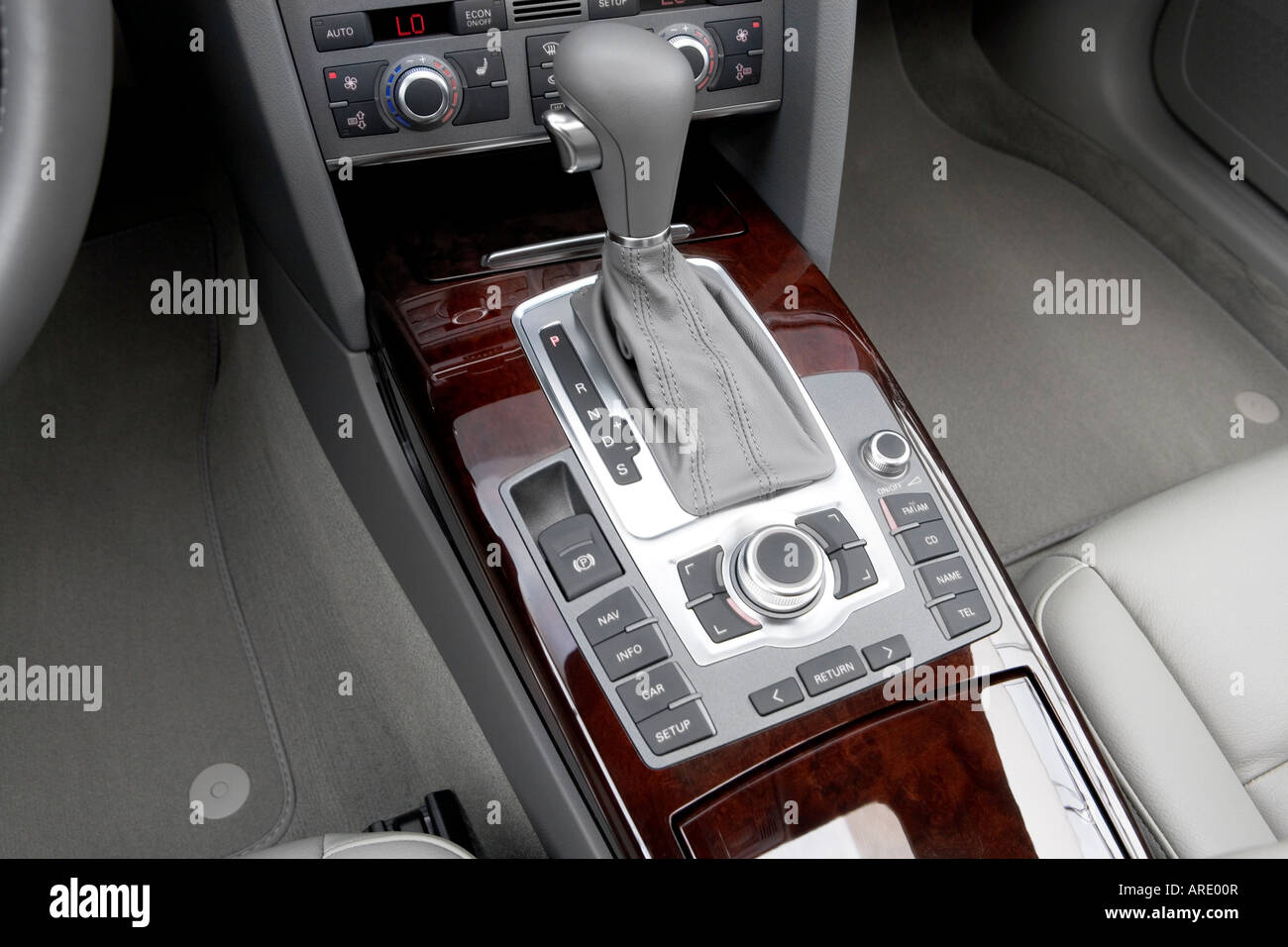 2006 audi a6 avant hi-res stock photography and images - Alamy