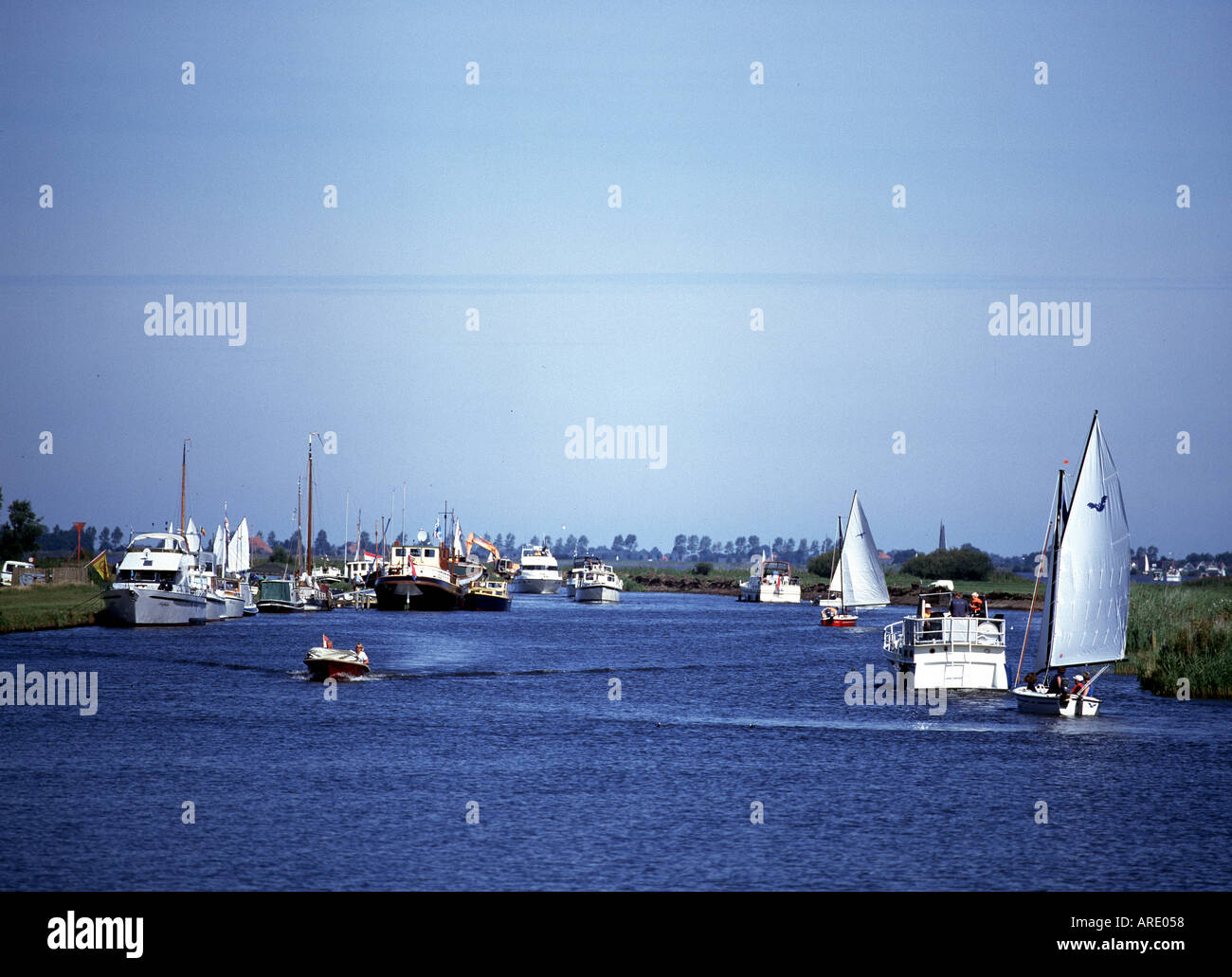 Beaker of pond water hi-res stock photography and images - Alamy