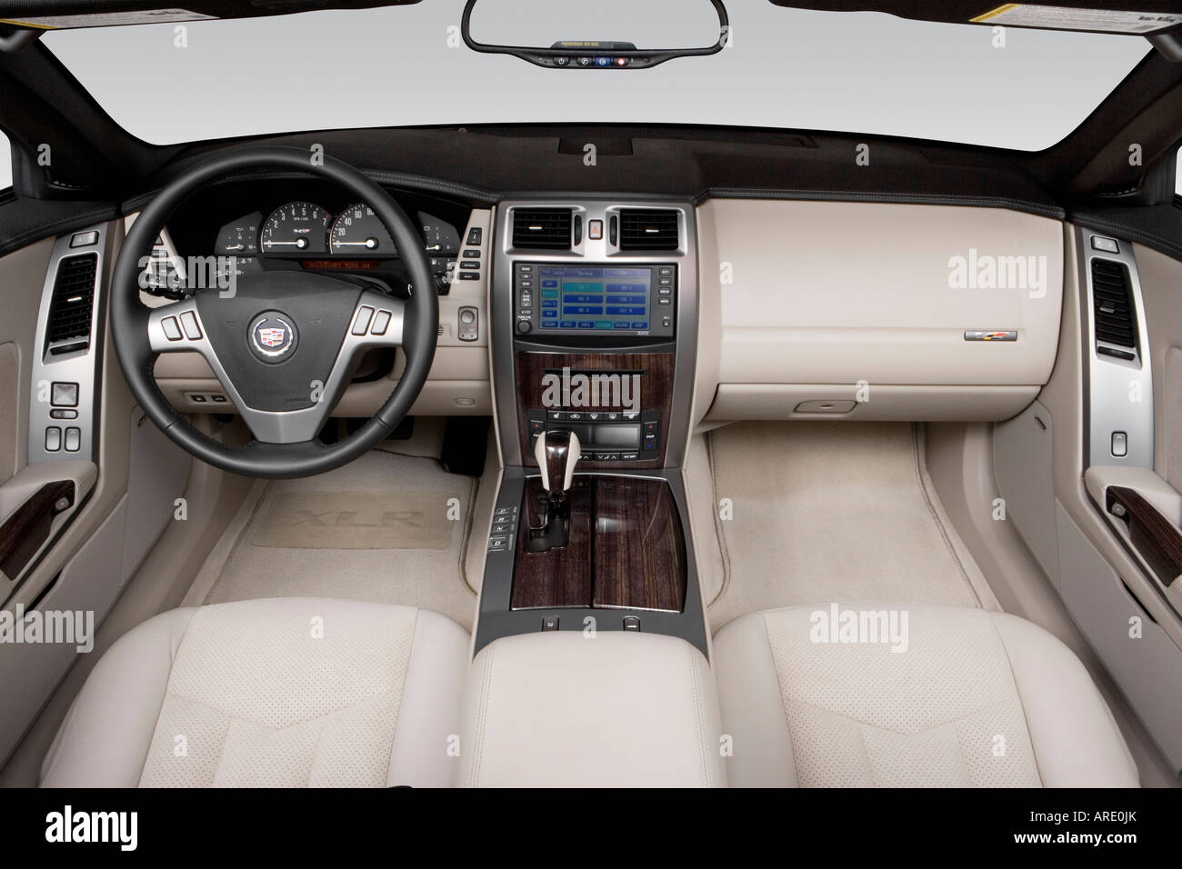 Cadillac Xlr Center Console