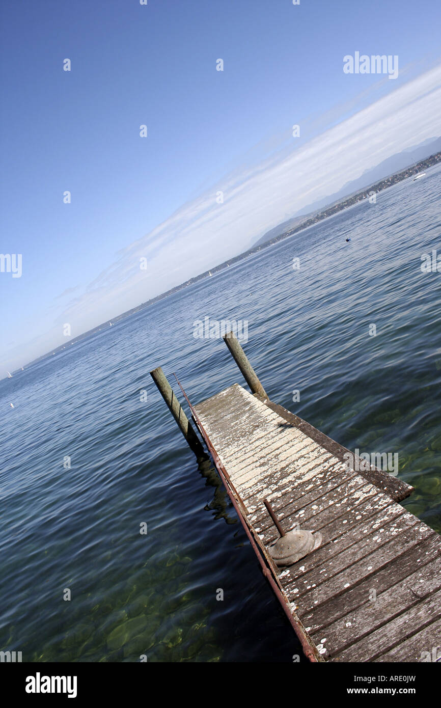 Footbridge over turquoise ocean hi-res stock photography and images - Alamy