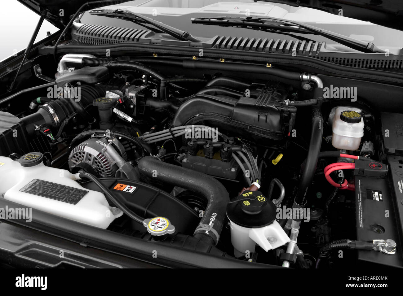 2006 Ford Explorer XLS in Gray - Engine Stock Photo - Alamy