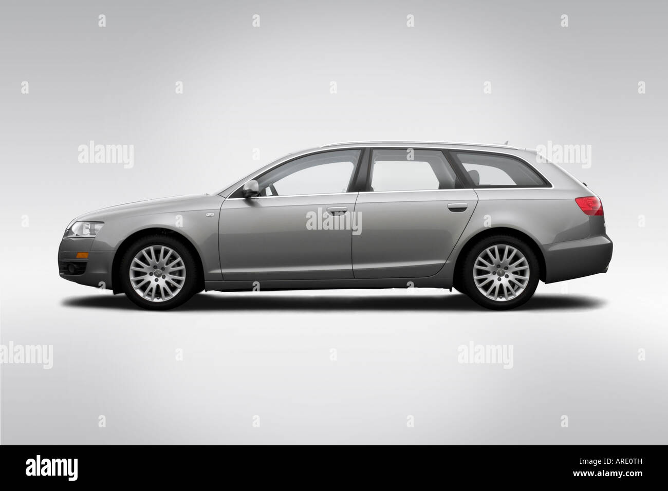 2006 audi a6 avant hi-res stock photography and images - Alamy
