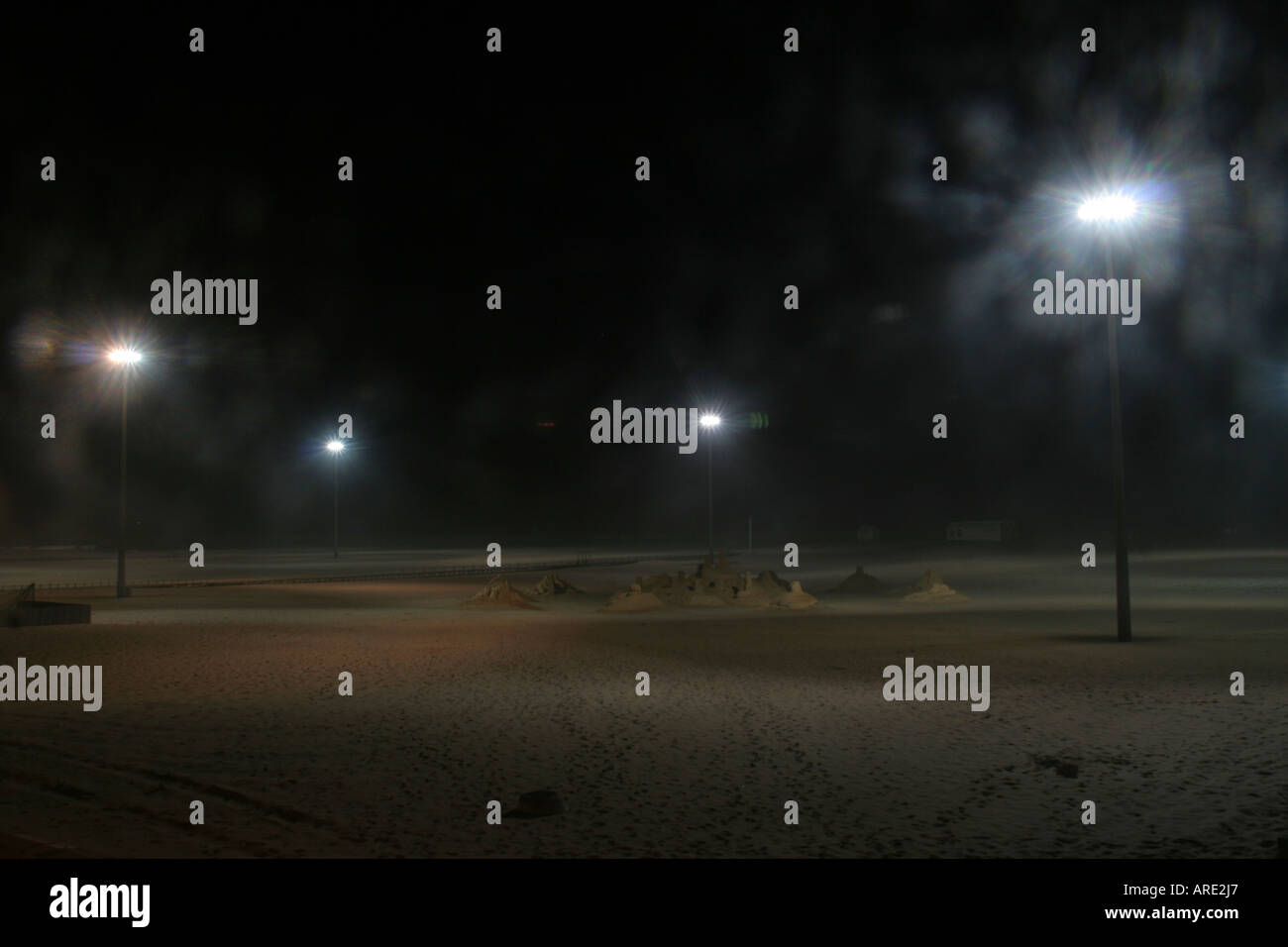 light posts at night Stock Photo - Alamy