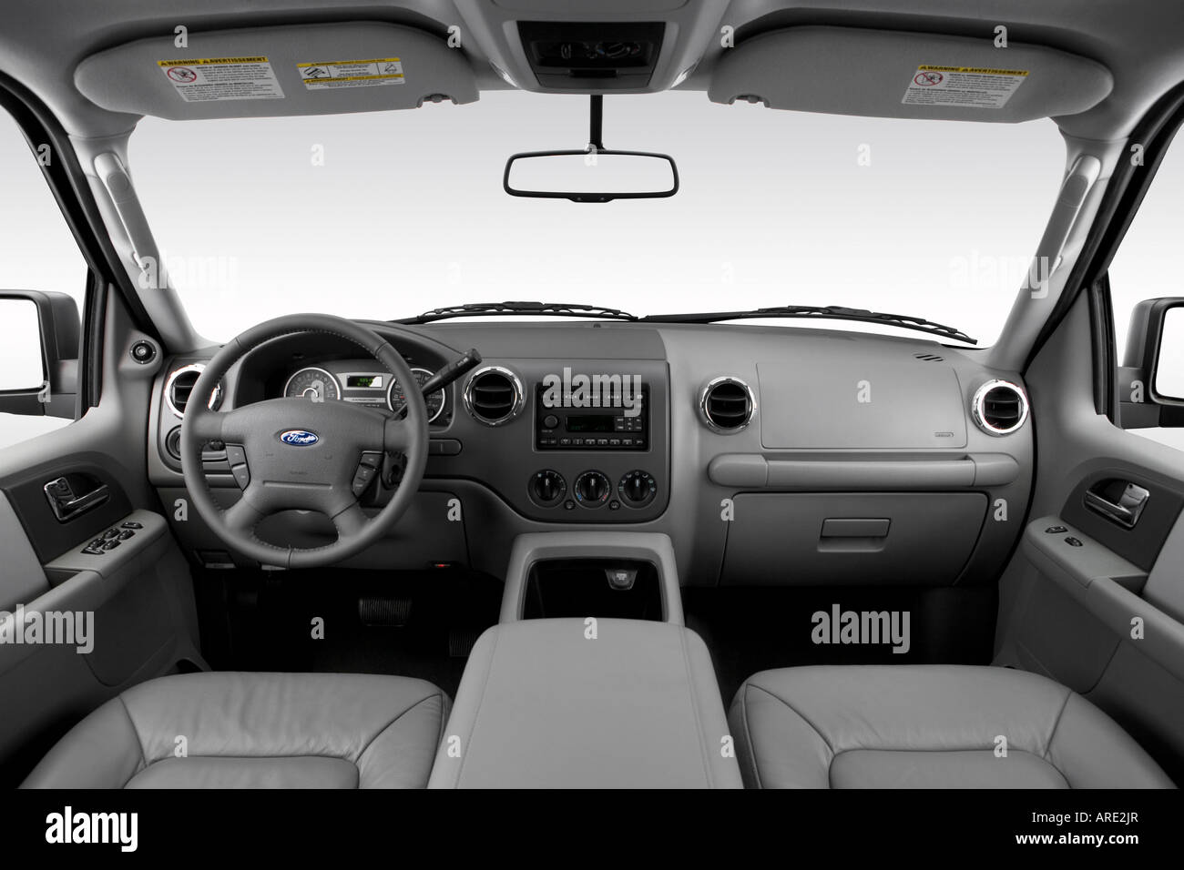 2006 Ford Expedition XLT Sport in Black - Dashboard, center console ...