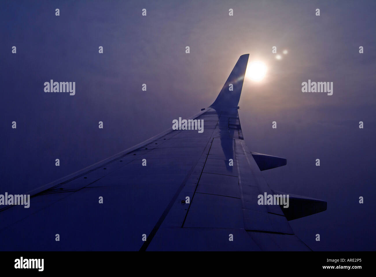 Wing of an aircraft hi-res stock photography and images - Alamy