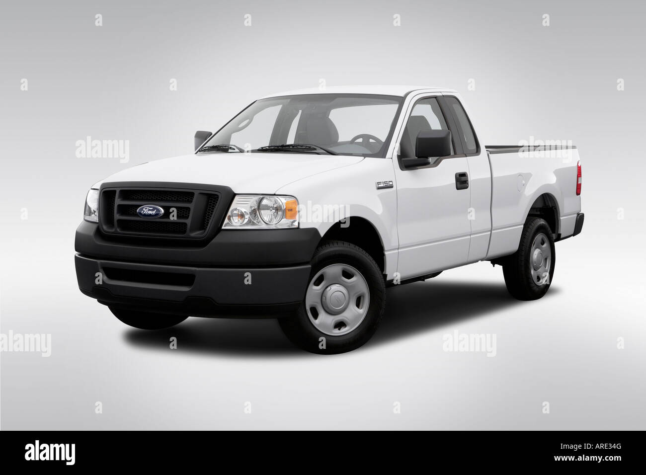 2006 Ford F-150 XL in White - Front angle view Stock Photo - Alamy