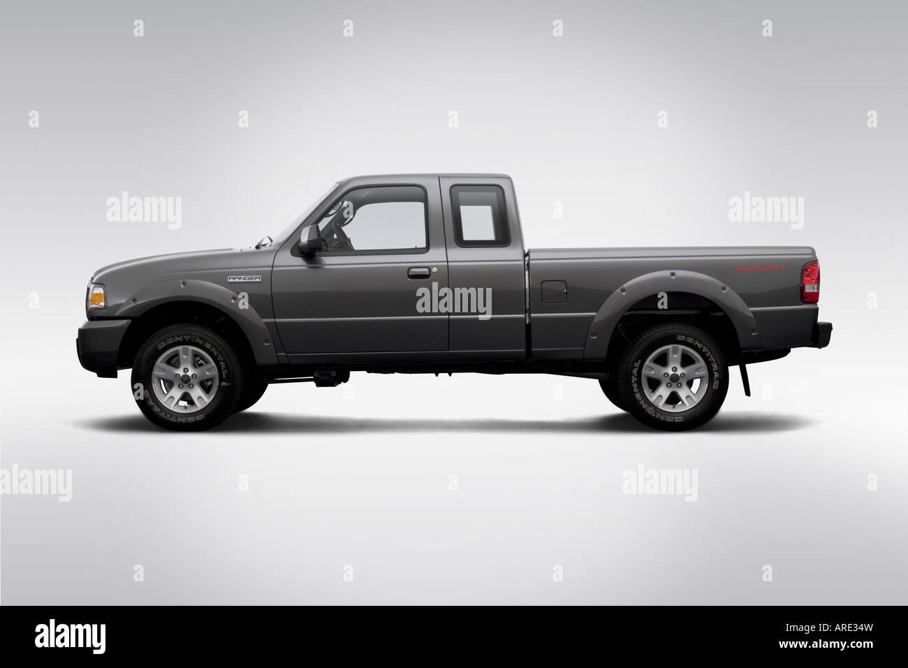 2006 ford ranger sport in hi-res stock photography and images - Alamy