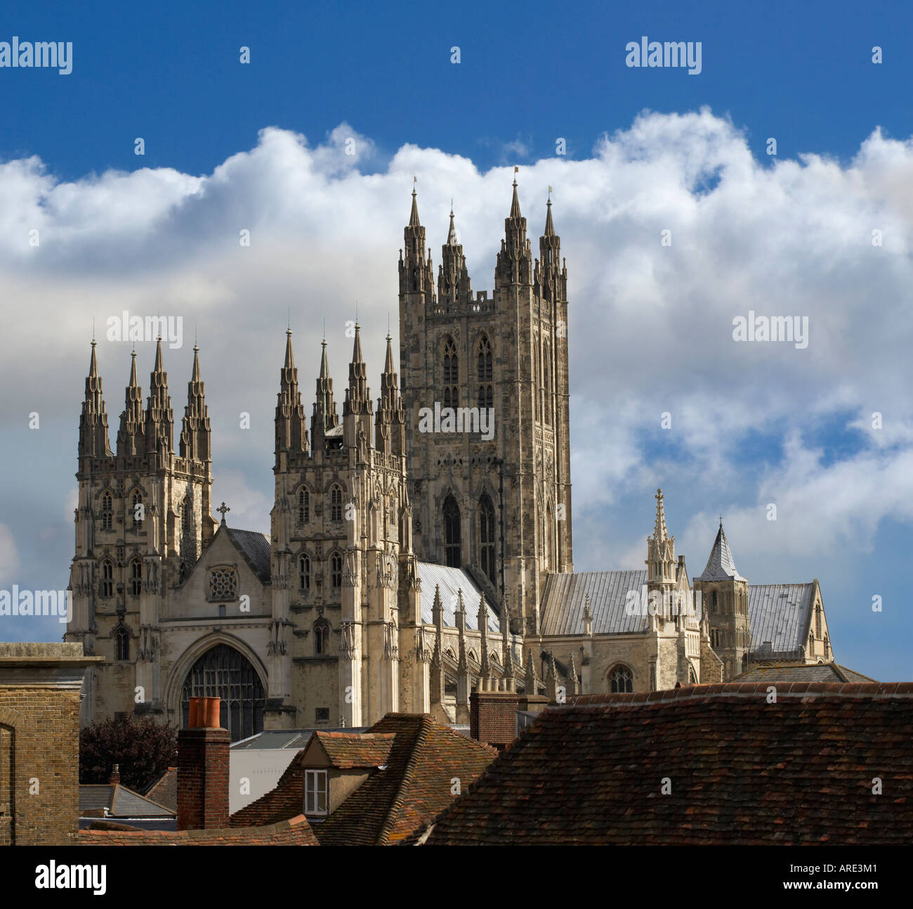 CANTERBURY CATHEDRAL AND CITY SKYLINE KENT ENGLAND Stock Photo - Alamy