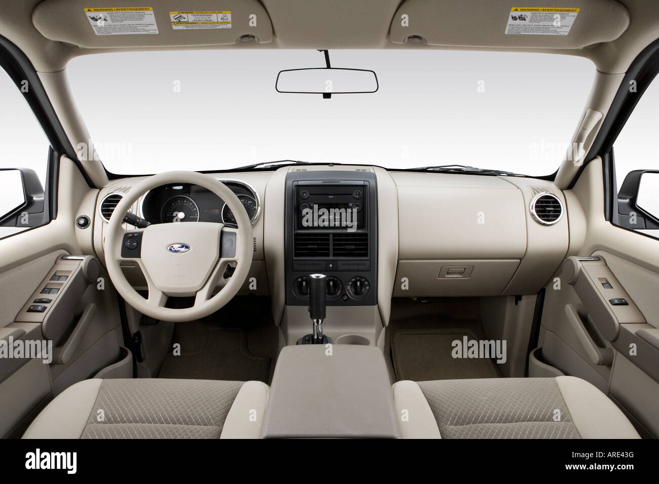 2006 Ford Explorer XLS in Gray - Dashboard, center console, gear ...