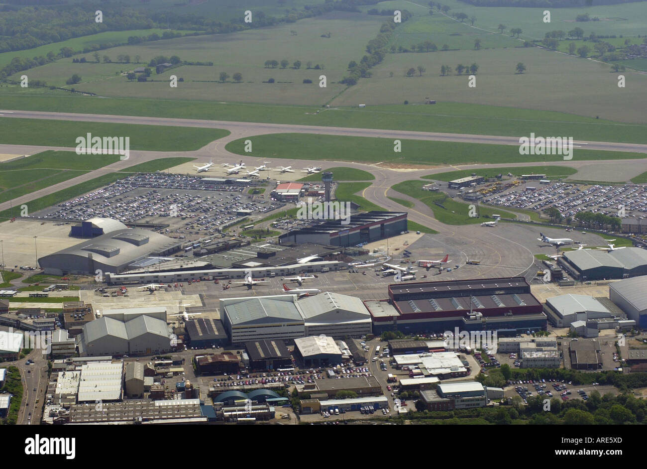 Aerial view of luton airport hi-res stock photography and images - Alamy